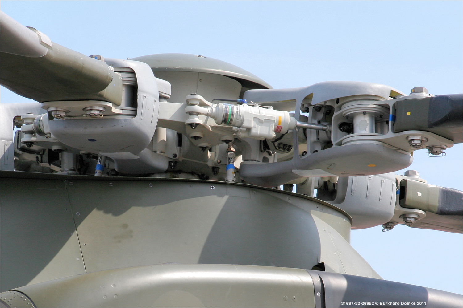 Aviation Images - Aircraft in Detail - Rotorhead Close-up Gallery