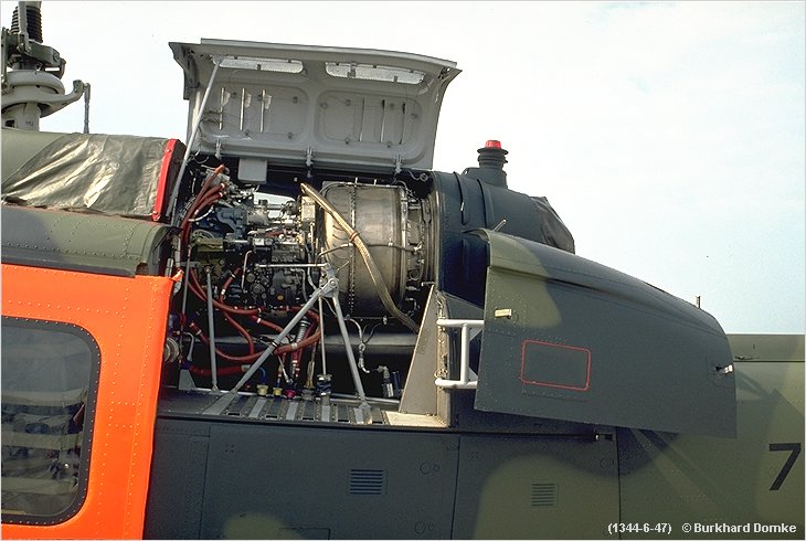 Aviation Images - UH-1 Huey Walkaround