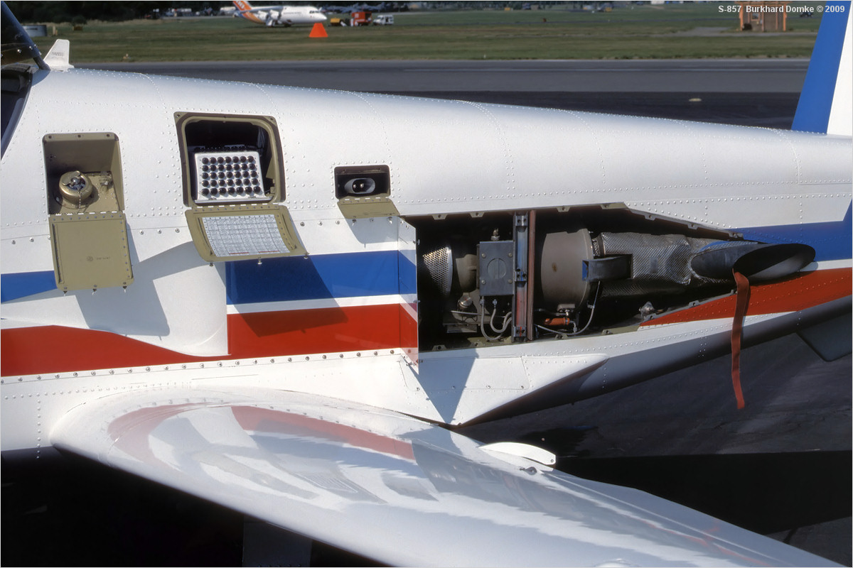 Aviation Images - Rarebirds - Microturbo 200B Gallery