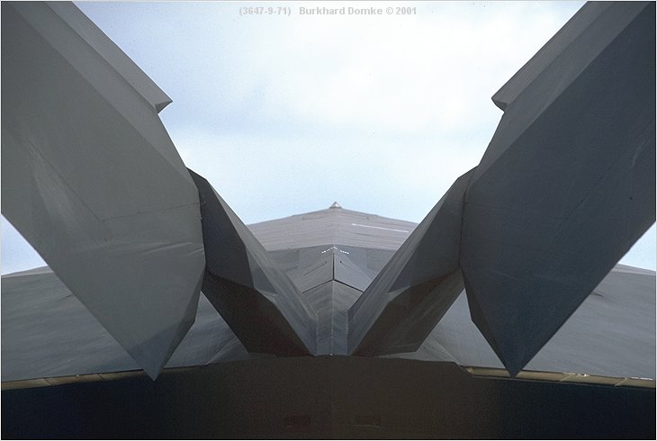 Aviation Images - F-117 Walkaround