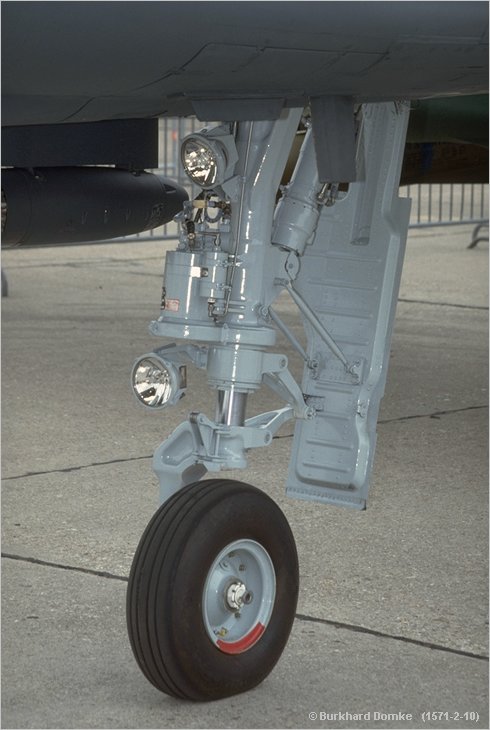 Aviation Images - A-10A Thunderbolt II Walkaround